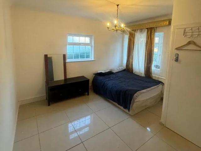 Room at Abercorn Road, Greater London
