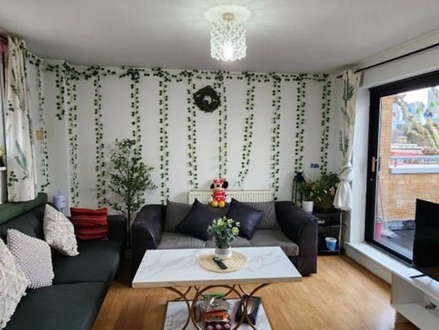Room at Aberfeldy Street, Greater London