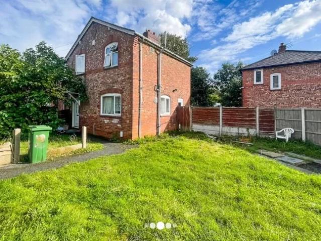 Room at Abergele Road, Manchester