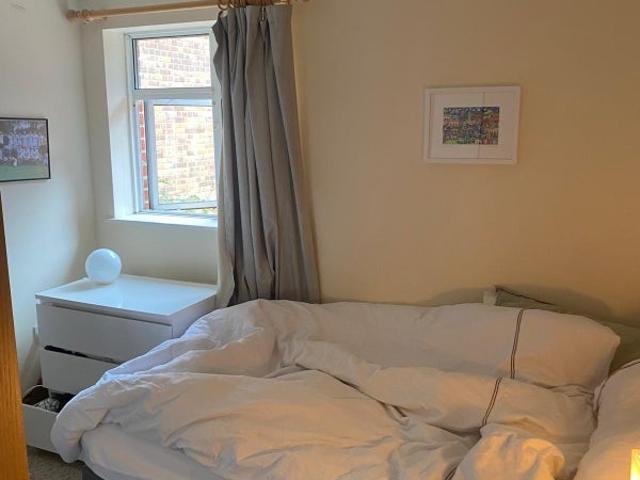 Room at Acacia Road, Greater London