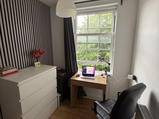Room at Acton Street, Greater London