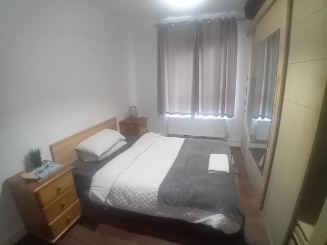 Room at Adare Walk, Greater London