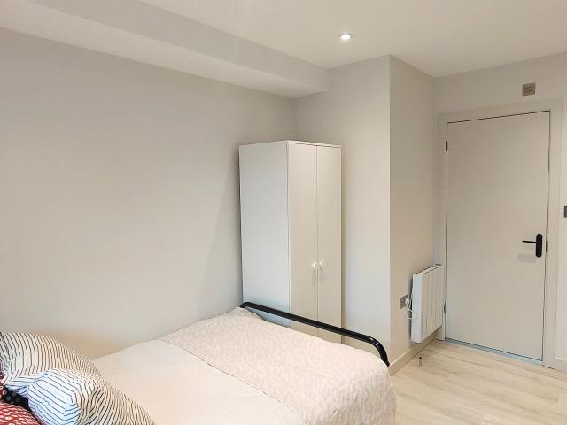 Room at Addison Gardens, Greater London