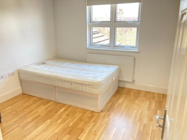 Room at Adelaide Road, Greater London