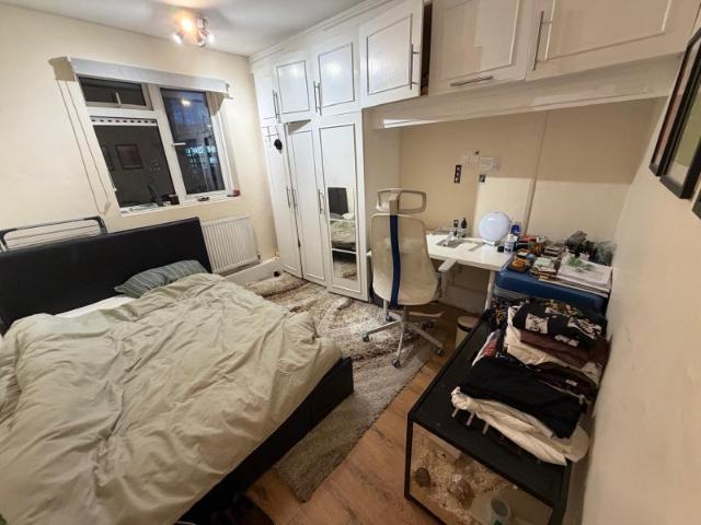 Room at Agar Grove, Greater London