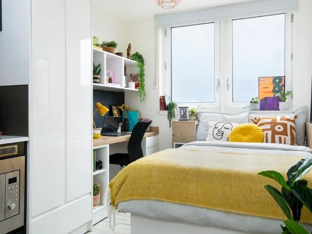 Room at Agdon Street, Greater London