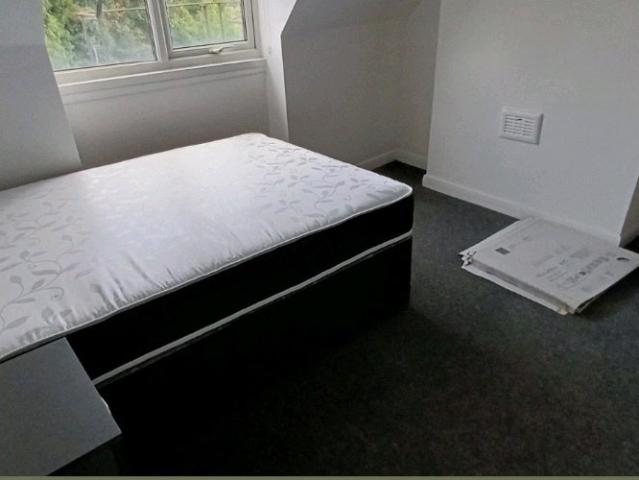 Room at Alcester Road, Birmingham