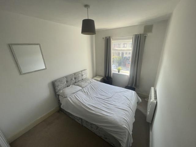 Room at Albany Road, Coventry