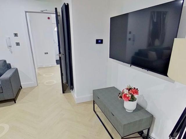 Room at Albany Road, Liverpool