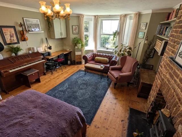 Room at Albany Road, St Leonards