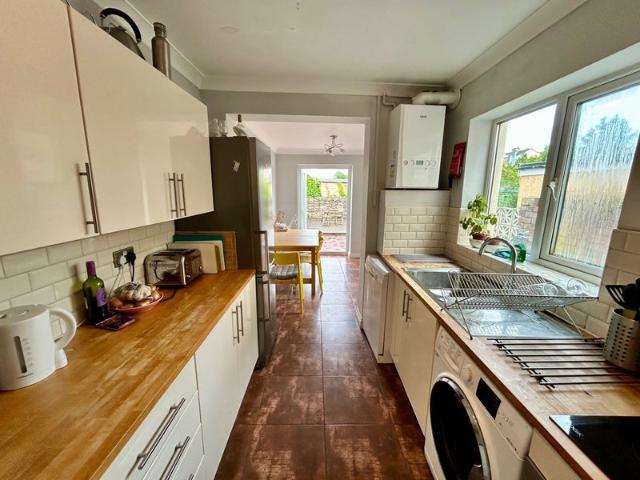 Room at Albert Parade, Bristol