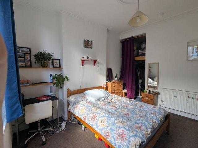 Room at Albert Park, Bristol