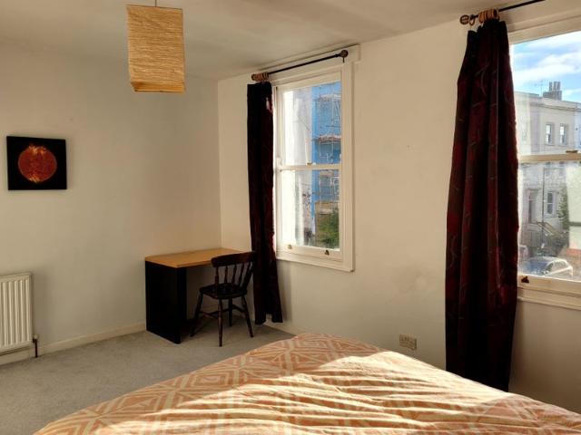 Room at Albert Park Place, Bristol