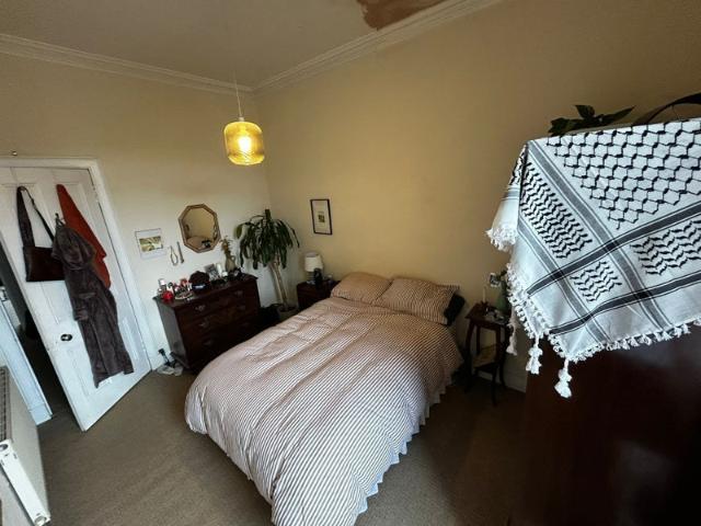 Room at Albert Road, Glasgow