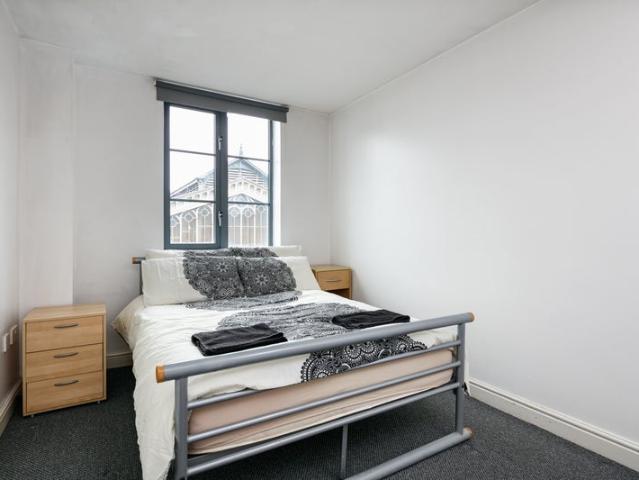 Room at Albion Street, Manchester