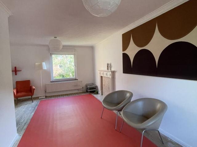 Room at Albury Street, Greater London