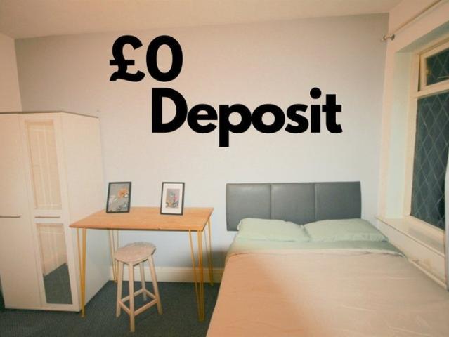 Room at Algernon Street, Grimsby