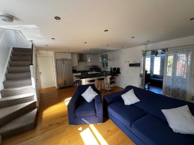 Room at Alders Close, Greater London