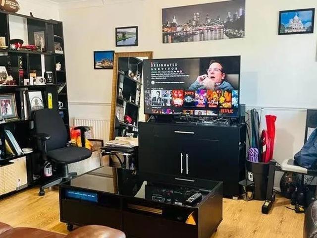 Room at Aldington Close, Greater London