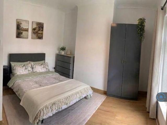 Room at Alexandra Street, Ashfield