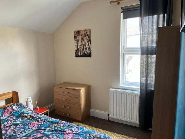 Room at Alfred Street, Cardiff