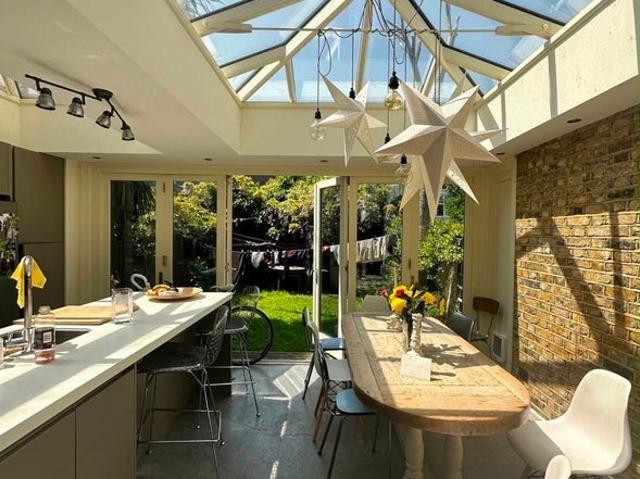 Room at Alfriston Road, Greater London