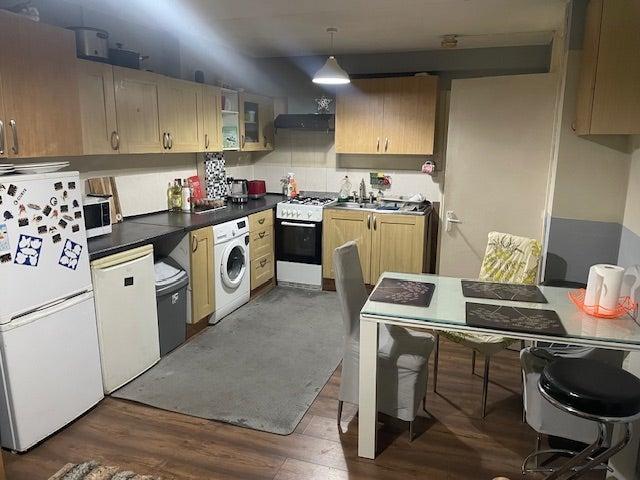 Room at Alison Close, Greater London
