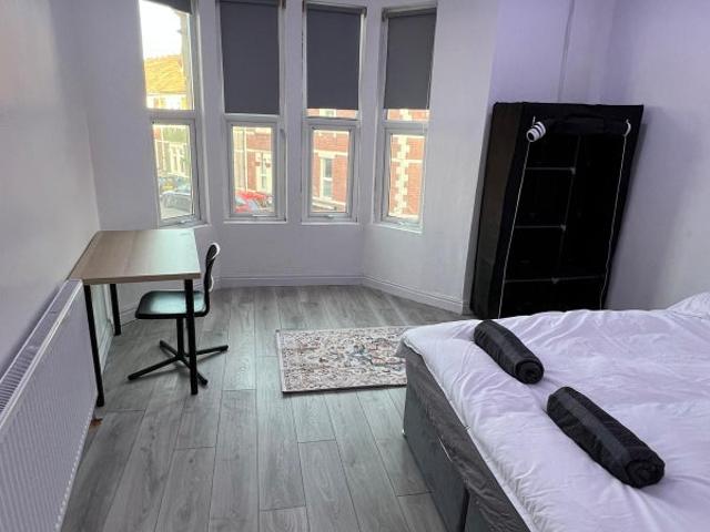 Room at All Hallows Road, Bristol