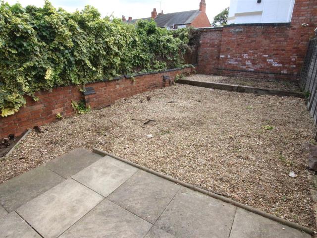 Room at Allen Road, Northampton