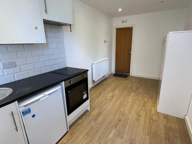 Room at Alma Road, Bournemouth