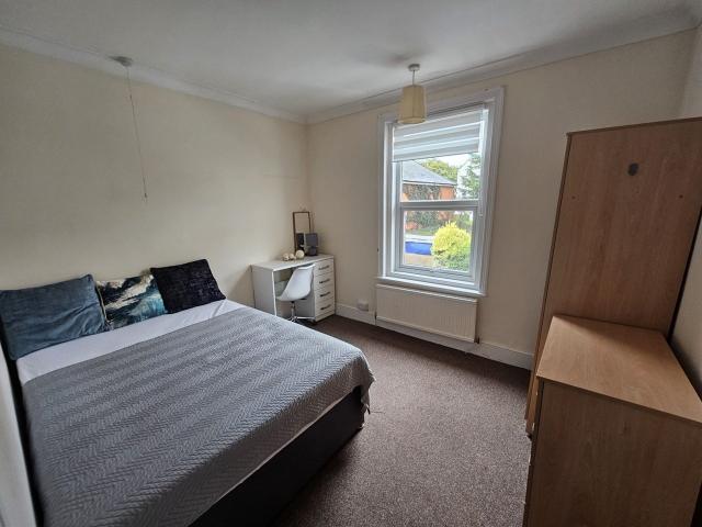 Room at Alma Road, Bournemouth