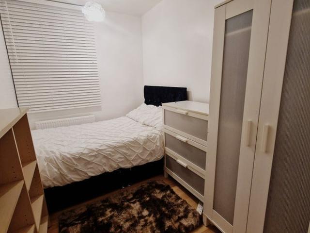 Room at Alpha Grove, Greater London