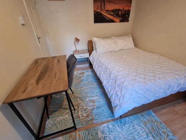 Room at Alpha Grove, Greater London