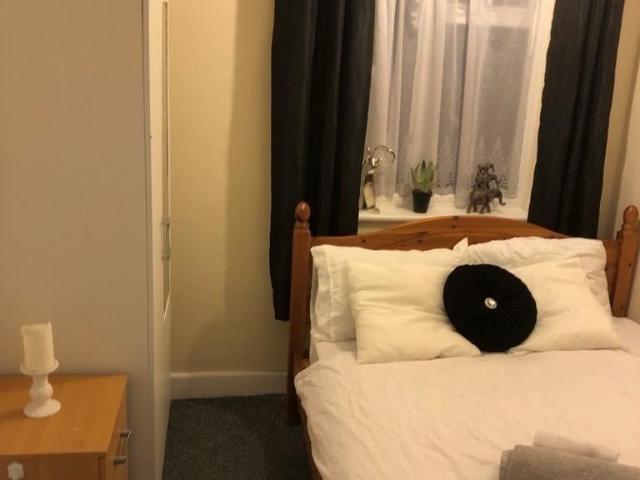 Room at Amberley Way, Greater London