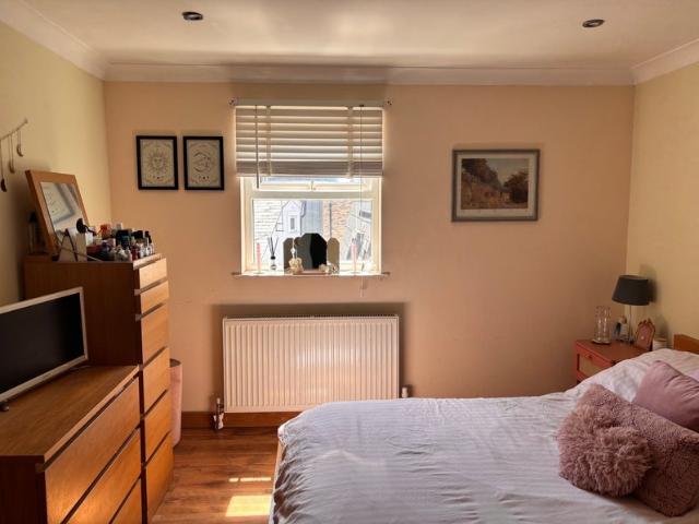 Room at Amen Corner, Greater London