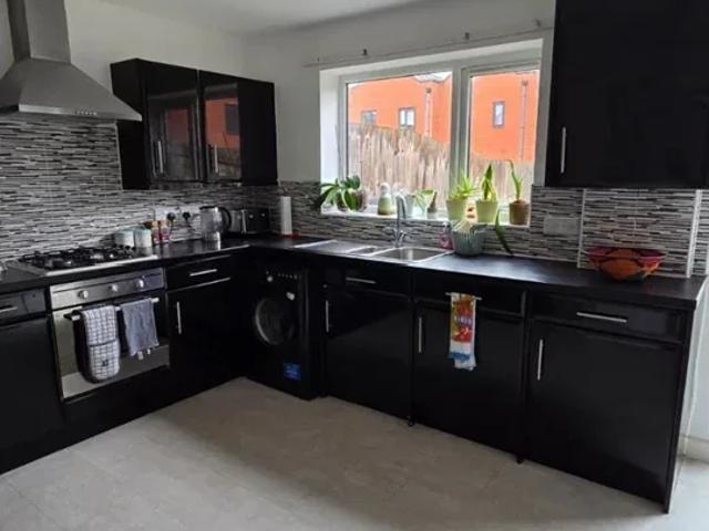 Room at Amersham Park Road, Salford