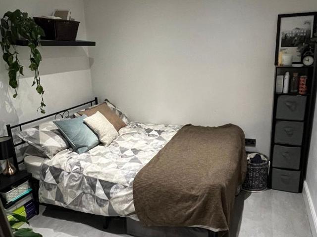 Room at Amhurst Road, Greater London