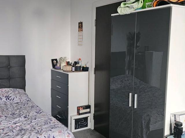Room at Angel Street, Manchester
