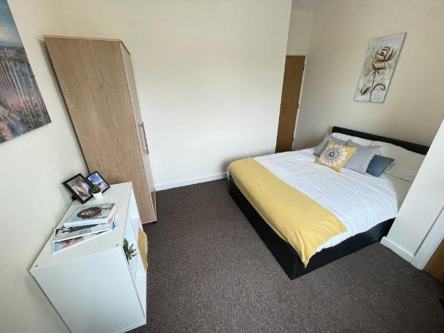 Room at Anglesea Terrace, Southampton