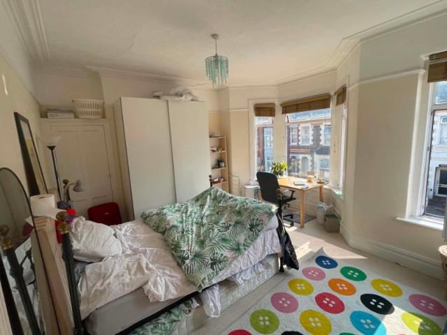Room at Angus Street, Cardiff