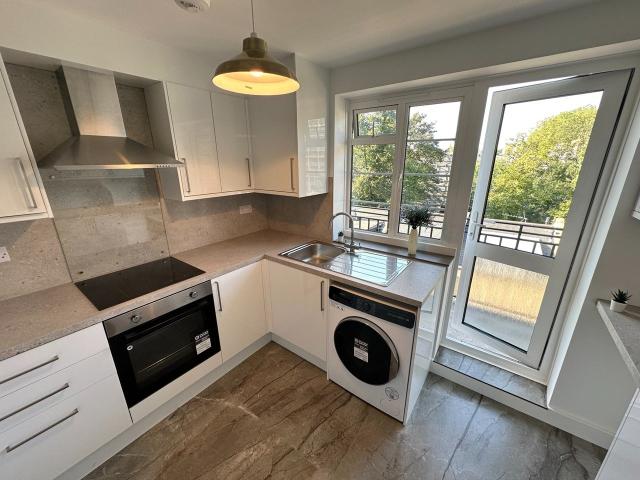 Room at Andover Place, City of Westminster