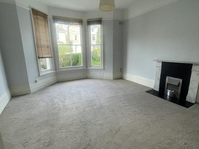 Room at Anerley Park, Greater London