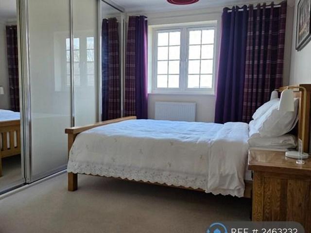 Room at Anmer Close, Reigate and Banstead