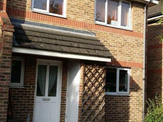 Room at Ann Moss Way, Greater London