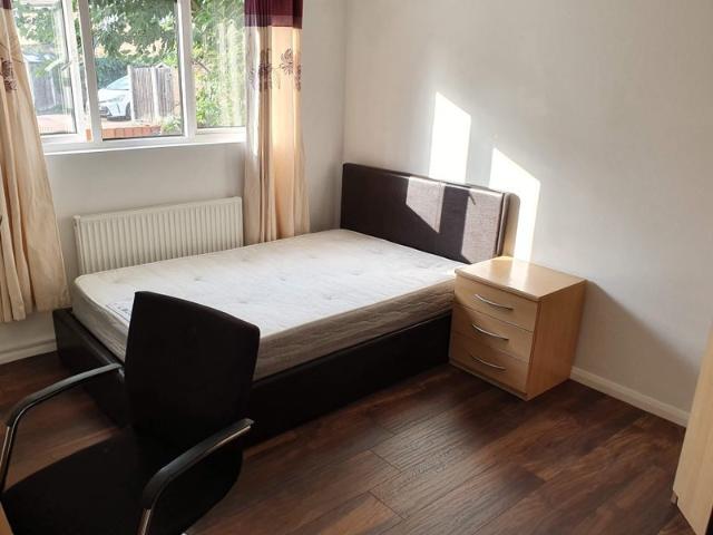 Room at Ann Moss Way, Greater London