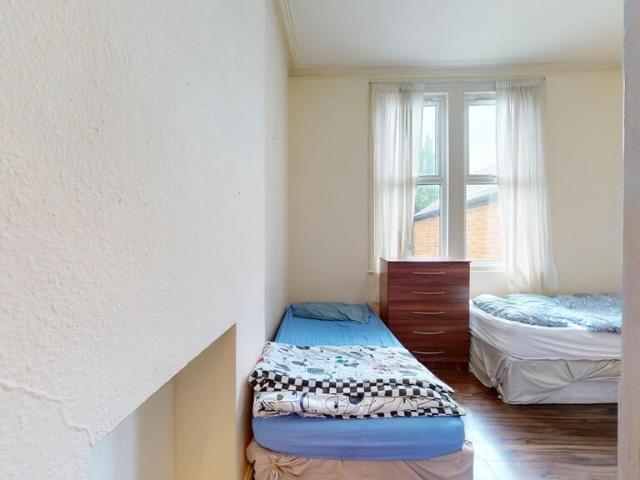 Room at Anson Road, Greater London