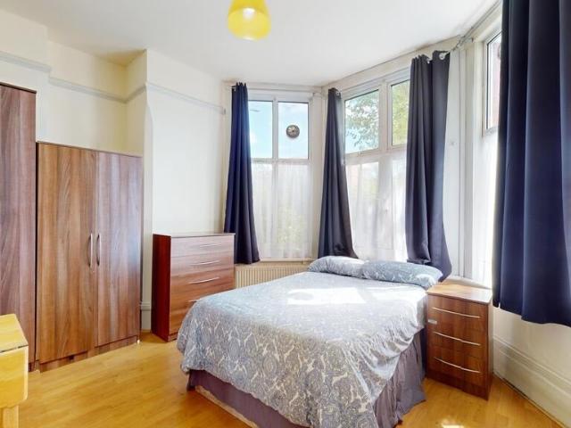 Room at Anson Road, Greater London