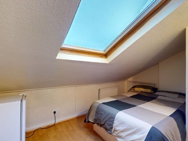 Room at Anson Road, Greater London