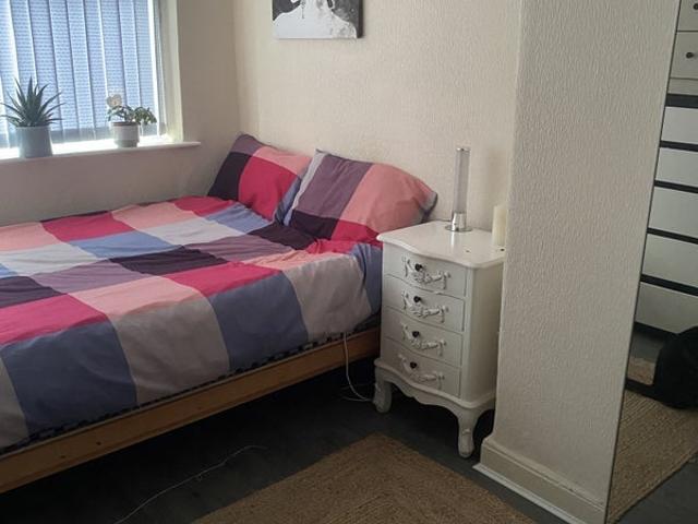 Room at Ansdell Drive, Tameside