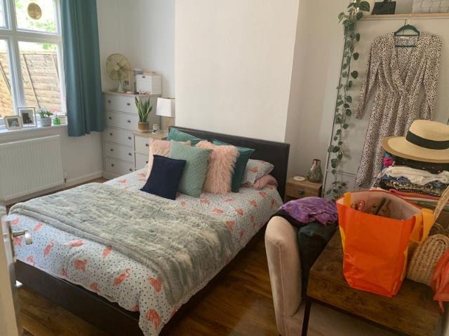 Room at Ansell Road, Greater London